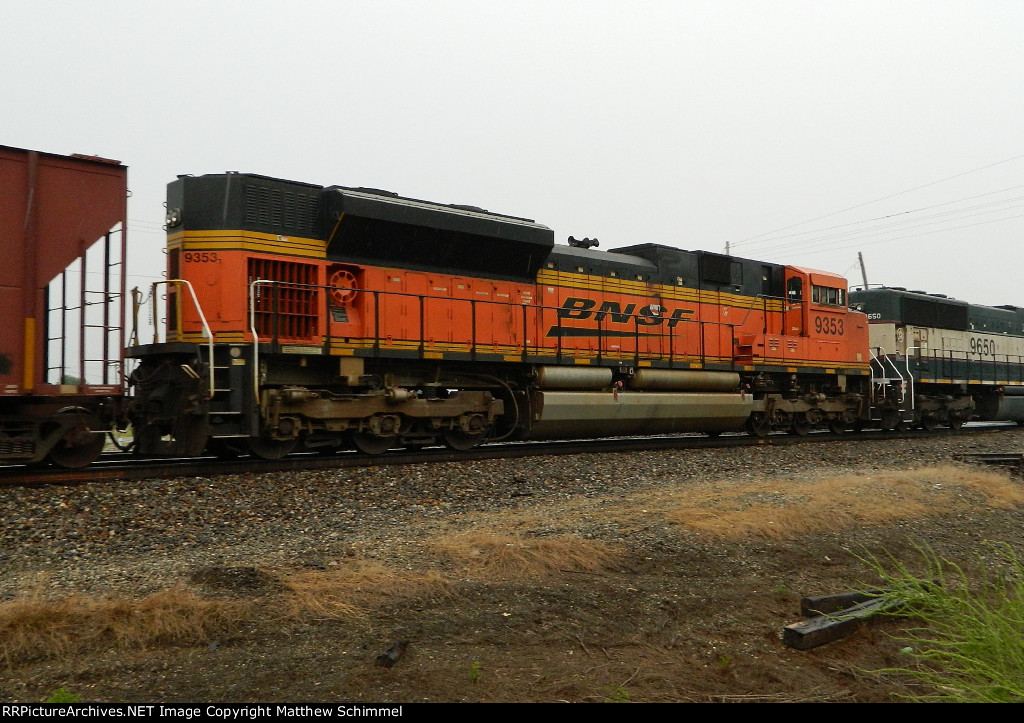 BNSF 9353